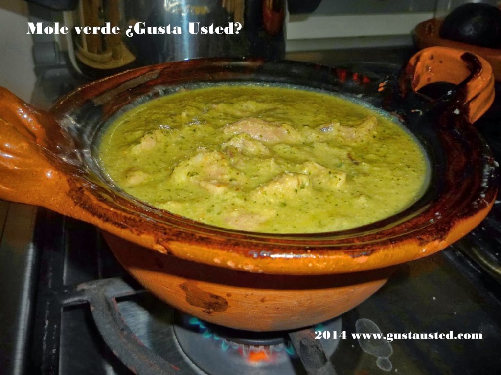 Gusta Usted | MOLE VERDE SENCILLITO Y DELICIOSO RECETA - Gusta Usted